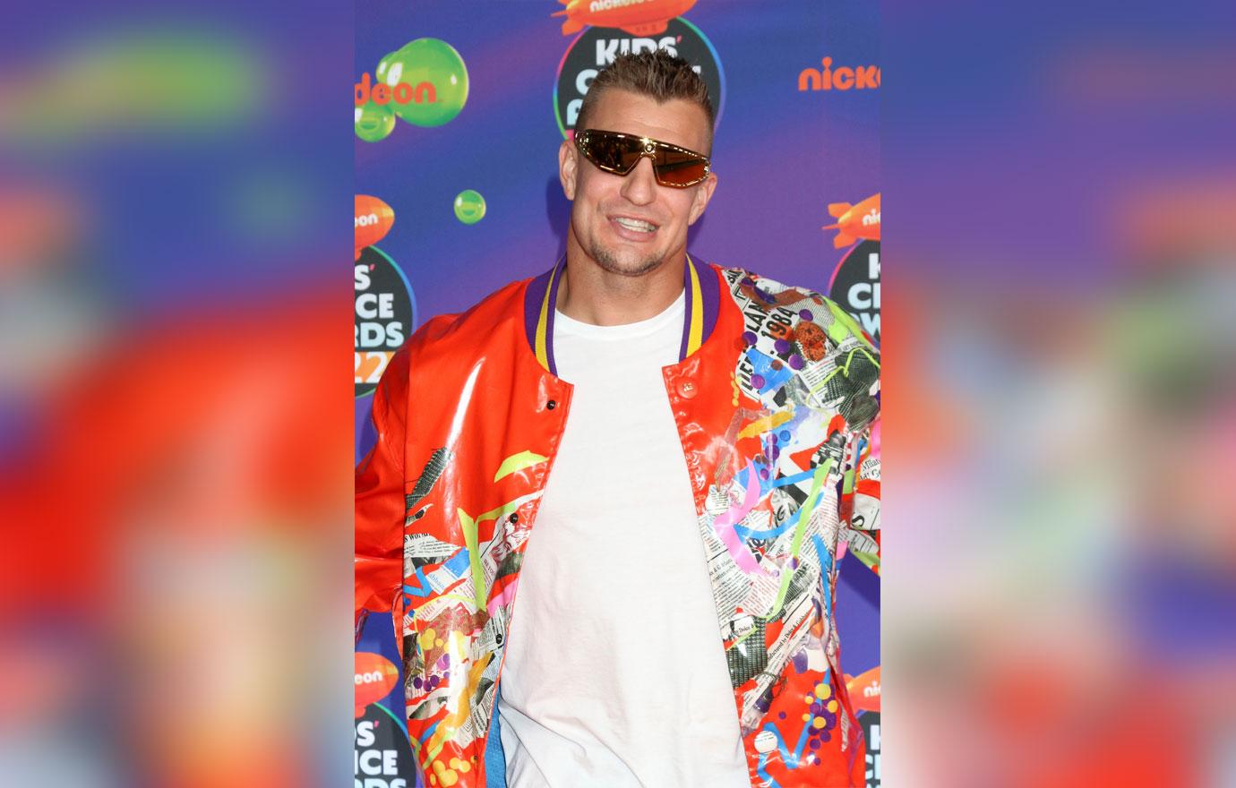 Rob Gronkowski Gushes Over How 'Open' Tom Brady Is In Retirement