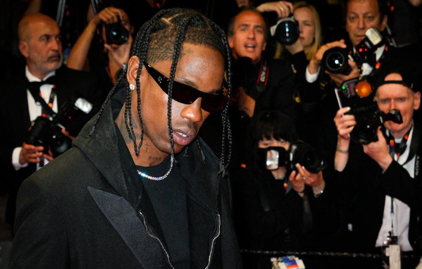 Travis Scott Slammed After Rapper Cancels Chicago Concert