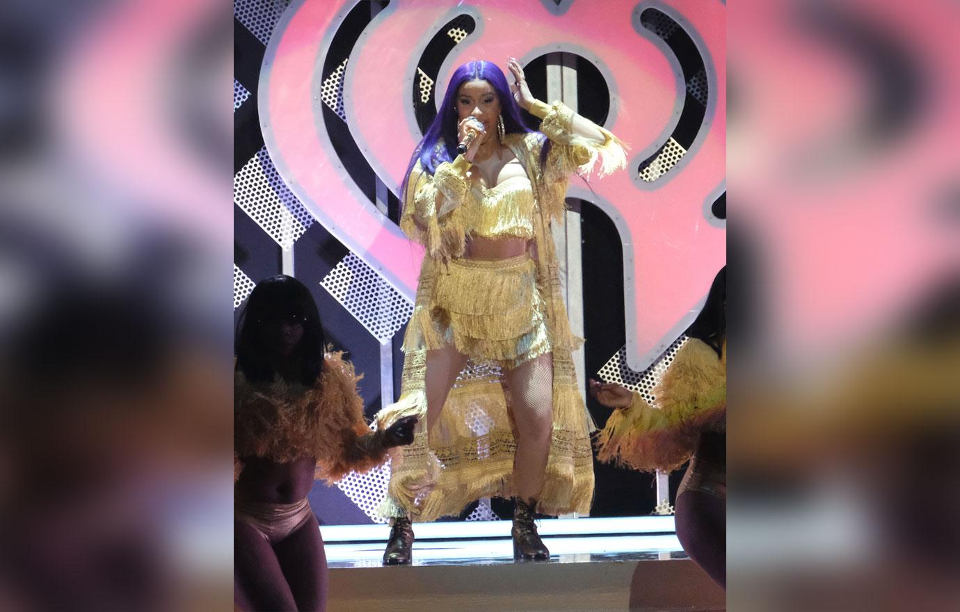Cardi B Shares Rare Family Photo With Hubby Offset & Baby Kulture