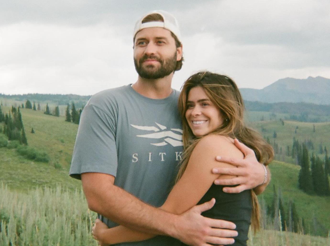 Did MomTok's Taylor Frankie Paul & Dakota Mortensen Break Up?