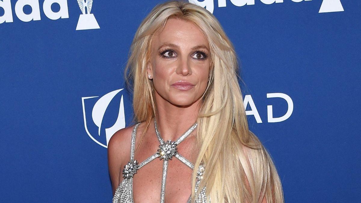 Britney Spears Suffers Wardrobe Malfunction While Twerking In Video