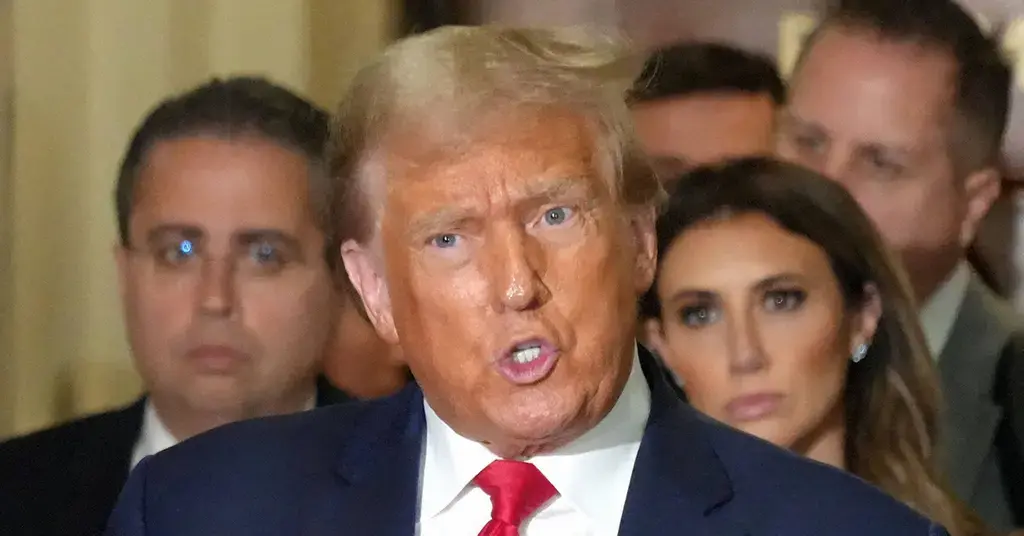 Donald Trump Sparks Health Concerns Over Dragging Leg In Viral Video