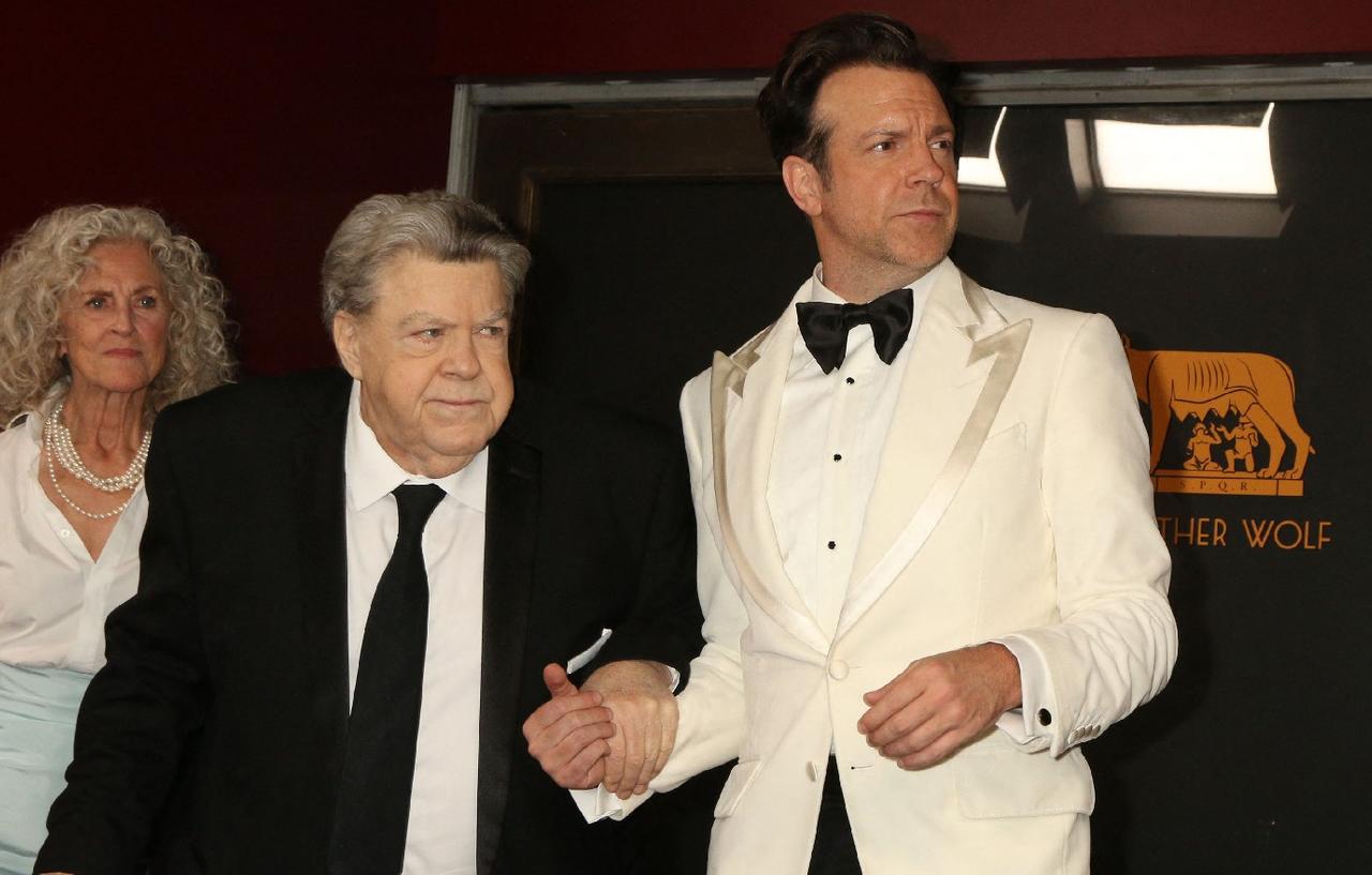 'Cheers' Star George Wendt Looks Gaunt During Rare Sighting In L.A.