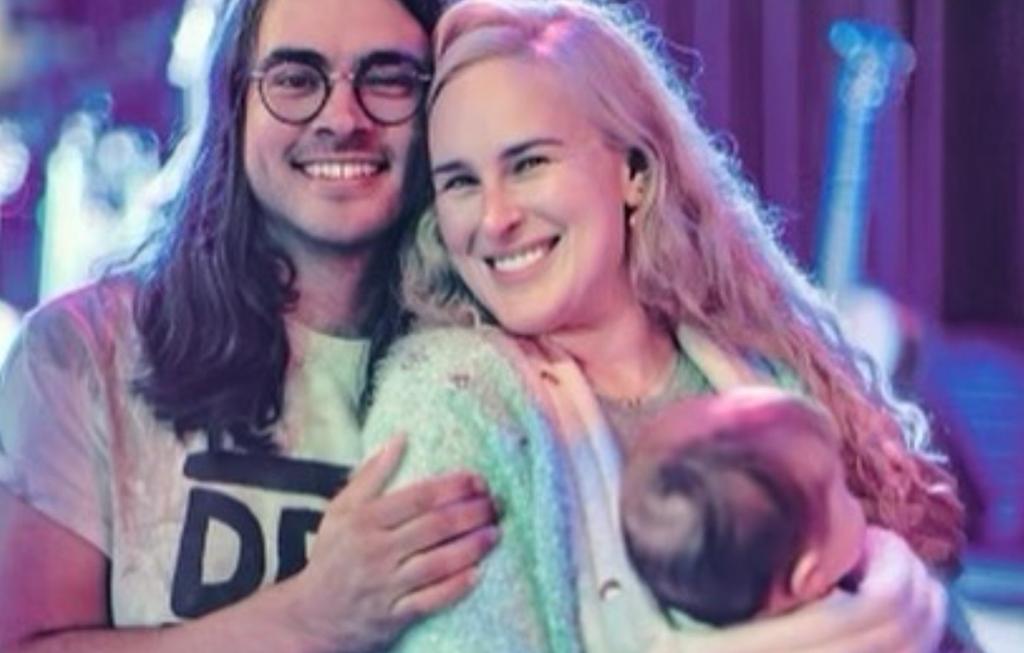 Rumer Willis Shares Sultry Nude Photos In Bathtub After Split