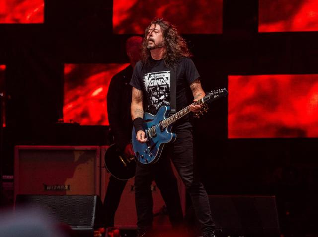 Dave Grohl Seen Without His Wedding Ring After Cheating & Baby Scandal